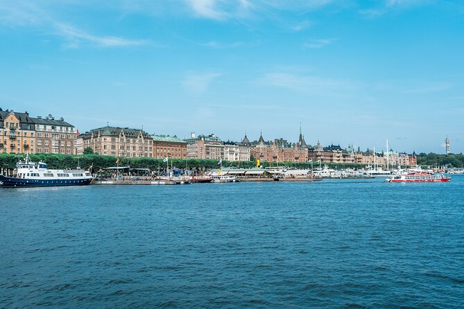 Stockholms Old Town & Vasa Museum Private Walking Tour - Exploring Gamla Stan (Old Town)