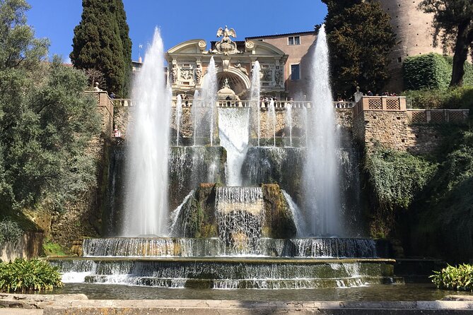 Tivoli Gardens and Hadrians Villa Full Day Guided Tour - Exploring Tivoli Gardens