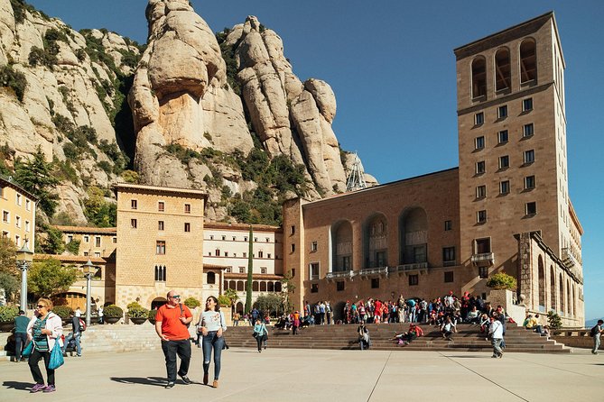 With Locals Ultimate Montserrat PRIVATE Day Trip - With Cable Car and Train - Discovering the Spiritual Heart of Montserrat