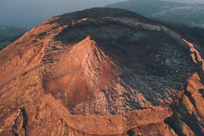 7 Hour Hike Pico Mountain and Piquinho 2351 Meters - Key Points