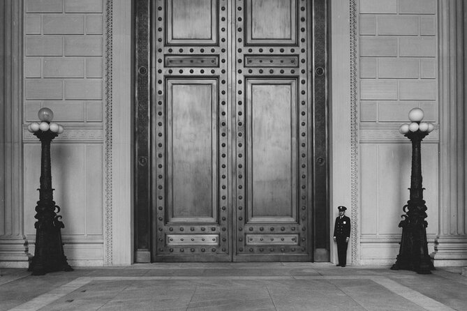 #1 National Archives Tour | Satisfaction Guaranteed! | 6ppl Max - Small Group Experience and Personalization