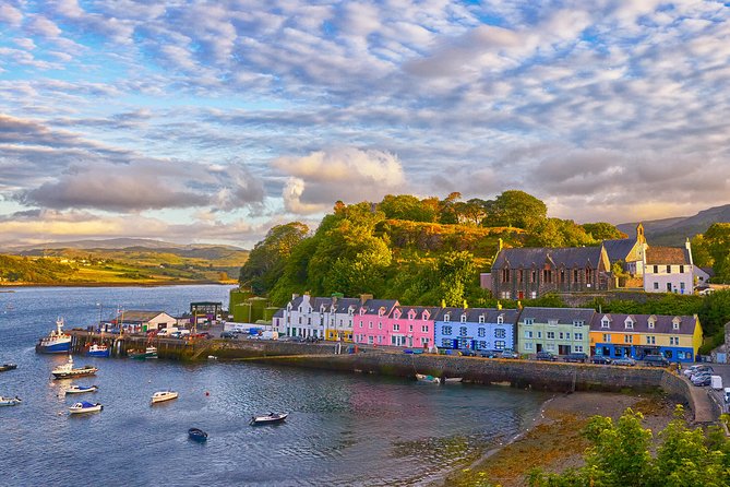 3-Day Isle of Skye and Scottish Highlands Small-Group Tour From Glasgow - Discovering Eilean Donan Castle
