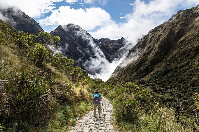 7-Day: Inca Trail Trek to Machu Picchu Group Tour - Exploring Machu Picchu