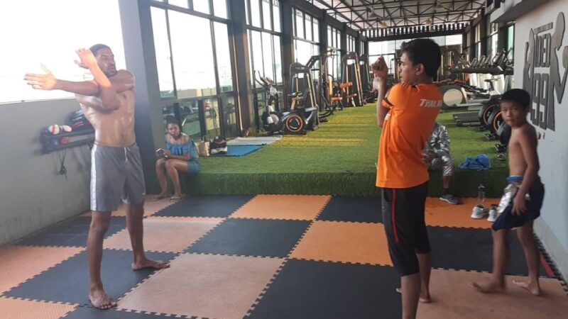 Bangkok: Muay Thai Boxing Class for Beginners - Who Should Consider This Tour?