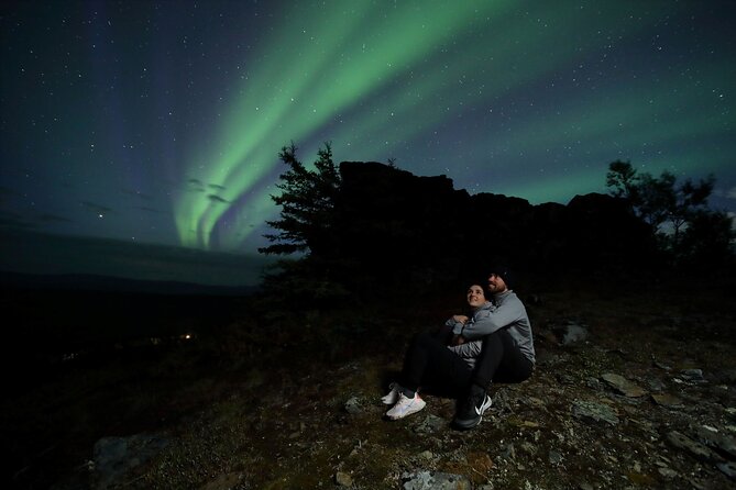 Best Northern Lights Aurora Adventure FREE Portraits & Hot Pizza - Warming Shelters and Delicious Refreshments