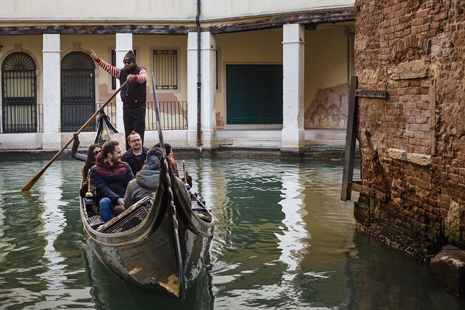 Charming Gondola Ride on the Grand Canal & Gondola Gallery - Customer Feedback and Experiences