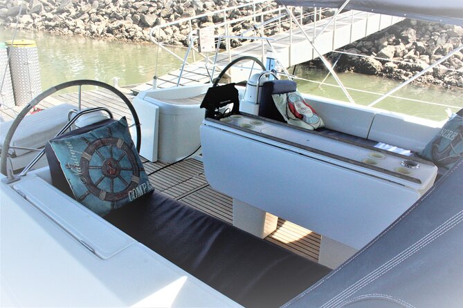 Coastal Tour on a Luxury Sailing Yacht From Vilamoura - Tips for an Unforgettable Coastal Tour