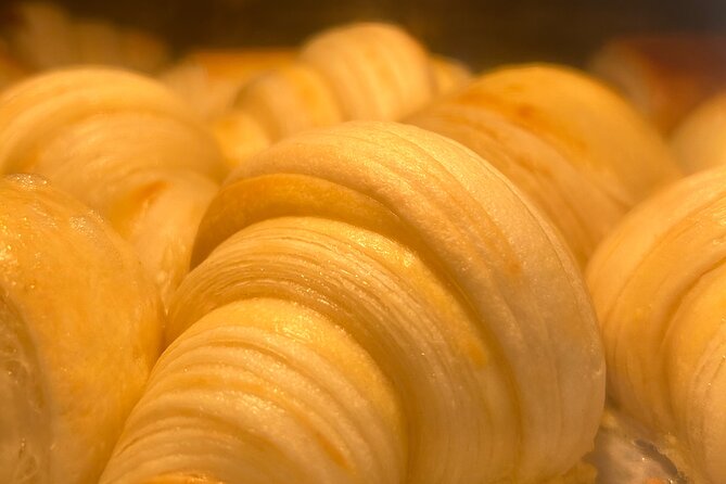 Croissants and Chocolate Croissants With a Pastry Chef in Paris - Crafting Delicious Pastries and Taking Them Home