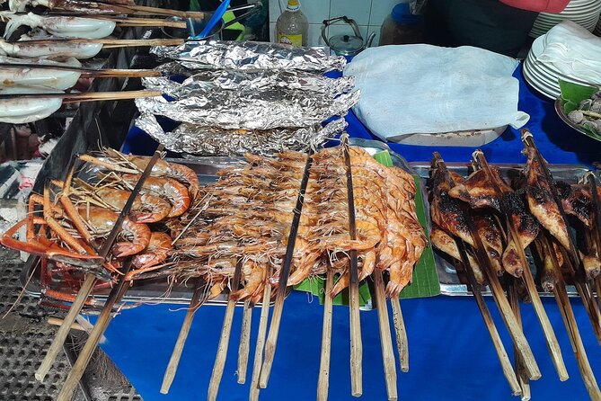 Evening Cambodian Food Tour - Transportation and Group Size