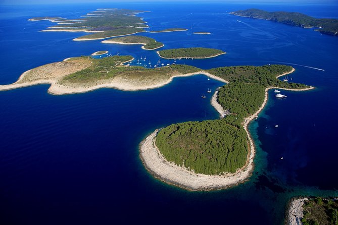 Exclusive Private Tour: Red Rocks & Pakleni Islands - Hidden Beaches and Old Villages