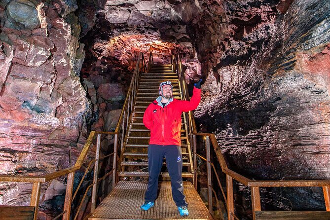 From Reykjavík: The Lava Tunnel tour with Round-trip Transfer - The Experience: Pros and Cons