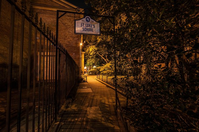 Greenwich Village Small-Group Haunted Ghost Tour, in NYC - Exploring the Darker Side of NYC