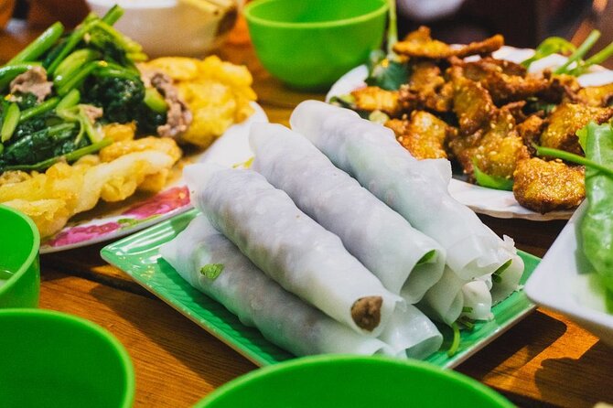 Hanoi Jeep After Dark Foodie Tour and Train Street Experience - Considerations and Tips
