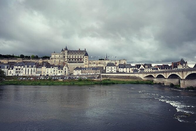 Loire Valley Castles Small-Group Day Trip From Paris - Customer Feedback and Ratings