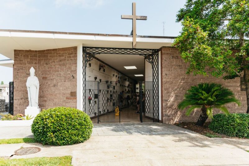 New Orleans: Cemetery Tour - The Value and Practicalities