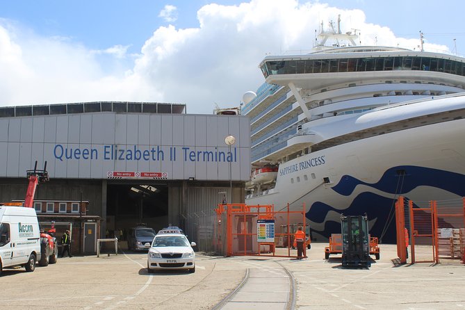 One Way or Round Trip Private Transfer From London to Southampton Cruise Port - Frequently Asked Questions