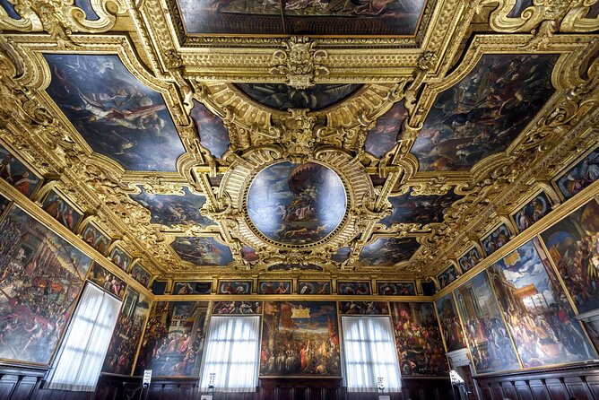 Private 4hrs Venice Tour: Doges Palace, Grand Canal & St Marks - Cruising the Iconic Grand Canal