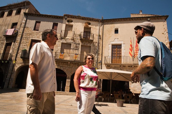 Private Full Day Trip to Medieval Villages of Catalonia + Lunch Front of a Lake - Dining Experience at the Lakeside Restaurant