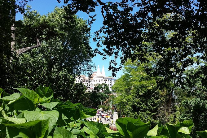 Private Sightseeing Tour to Sintra and Cascais From Lisbon - Tips for Enhancing Your Tour Experience