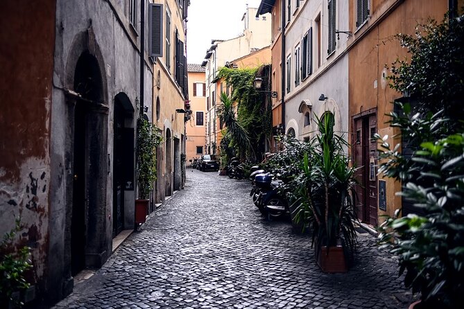 Rome Private Walking Food Tour With Secret Food Tours - Getting to the Tour