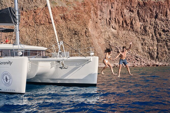 Santorini Oia: Caldera Luxury Sunset Cruise With BBQ & Drinks - Glowing Customer Testimonials