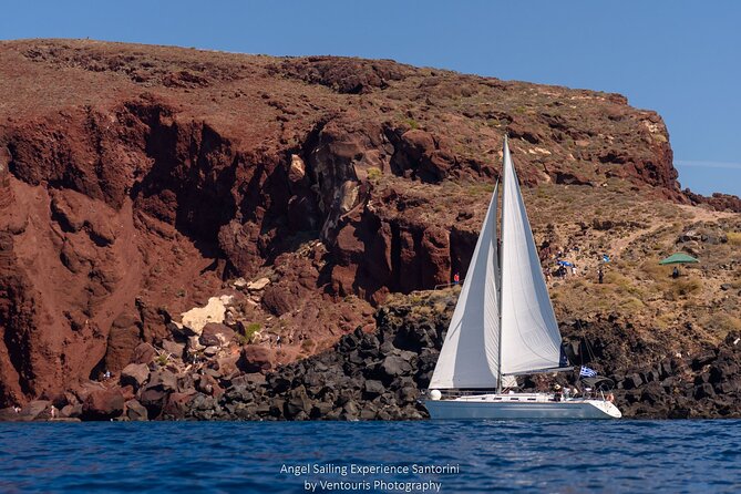 Santorini Private Sunset Sailing Tour With Dinner, Drinks &Transfer Included - Expertise of the Local Guide/Captain