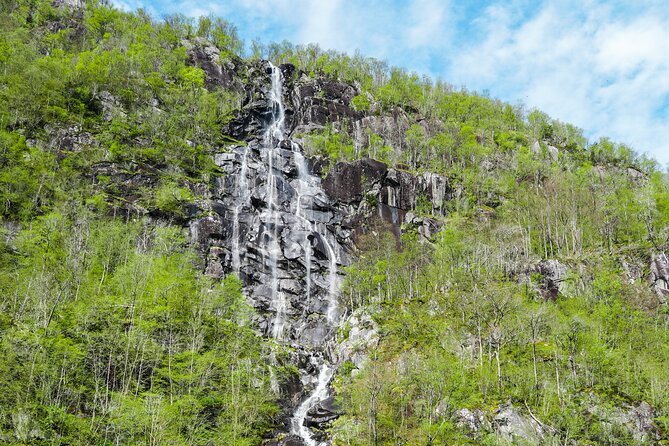 Scenic RIB Adventure to Hardangerfjord & Fyksesund From Øystese - Frequently Asked Questions