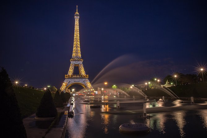 Seine River Dinner Cruise Maxims De Paris With Champagne and Live Music - Booking and Cancellation Policies