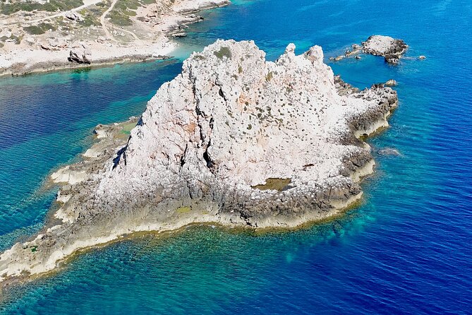 Small Group Dinghy Tour Favignana and Levanzo From Trapani - Capturing the Memories