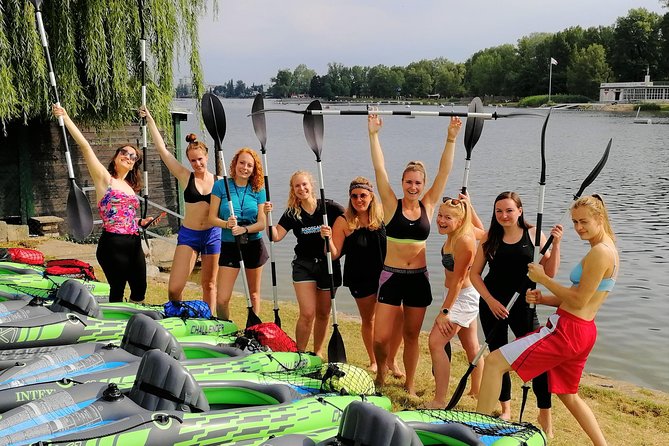 Small-Group Guided Kayak Tour of Vienna - Engaging With the Local Guide