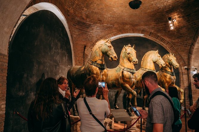Small-group Saint Mark's Basilica and Terrace Priority Access - Tour Guide Expertise and Insights