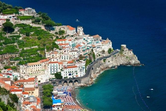 Sorrento, Positano and Pompei Private Tour With Lunch - Discovering Pompeii