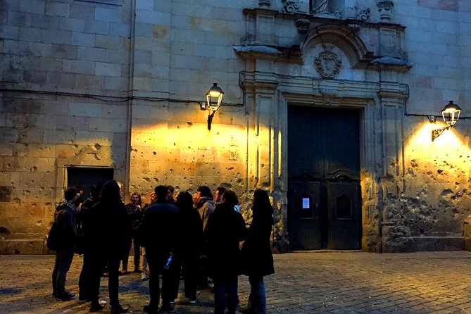 The Shadow of the Wind Novel Walking Tour - Exploring the Citys Literary Significance