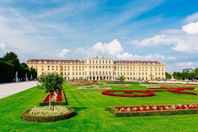 Vienna Hop On Hop Off City Tour - Voices From the Crowd: What Travelers Say About the Tour