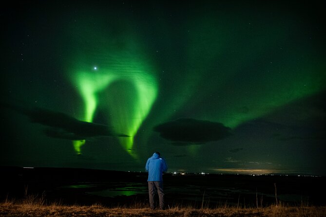 From Reykjavik 4x4 Minibus Northern Lights With Photo and Cocoa - Frequently Asked Questions
