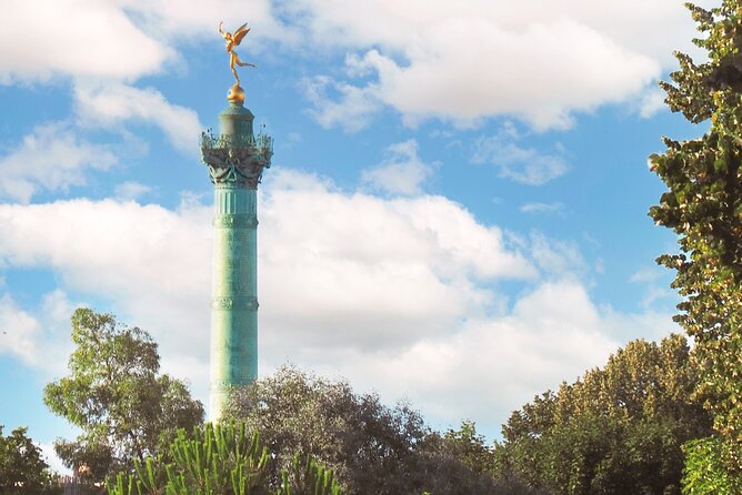 Paris (Marais District) Scavenger Hunt and Self-Guided Tour - Solving Challenges and Discovering History