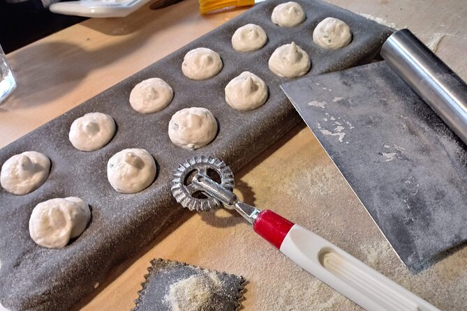 Alghero Home Cooking Pasta Class at a Farmhouse With Wine - Key Points