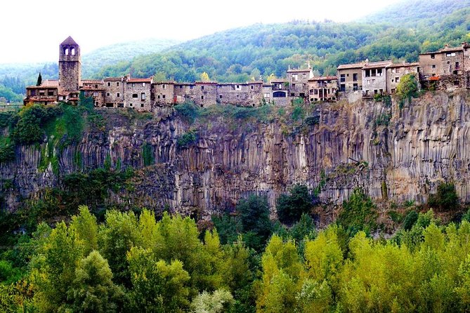 Besalu,Banyoles Lake & Garrotxa Volcanoes Small Group From Girona - Overview of the Tour