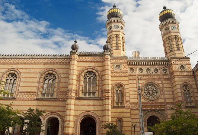 Budapest Dohany Synagogue & Hungarian Jewish Museum & Free Extras - Key Points