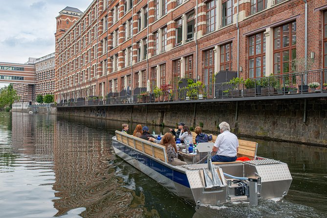 City Tour by Motorboat - Key Points