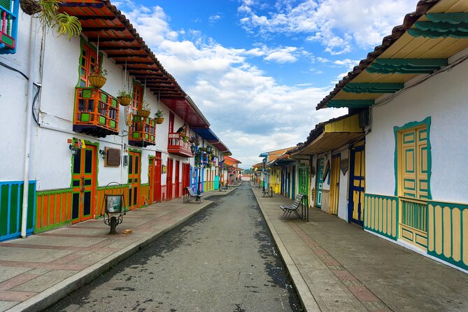 Cocora Valley and Salento Hike Tour - Exploring the Coffee Triangles Allure