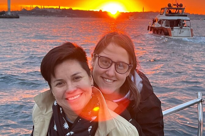 Dolmabahçe Palace Group Tour & Sunset Cruise - Key Points