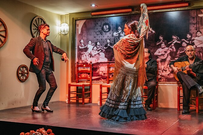 Entry to Flamenco Show With Dinner at La Cantaora in Seville - Key Points