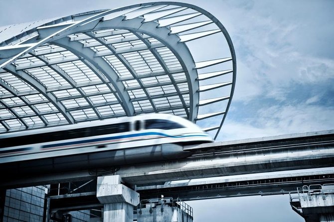 Flexible Hangzhou Private Tour from Shanghai by Bullet Train - Discovering Hangzhou: A Practical Look at the Private Day Tour from Shanghai