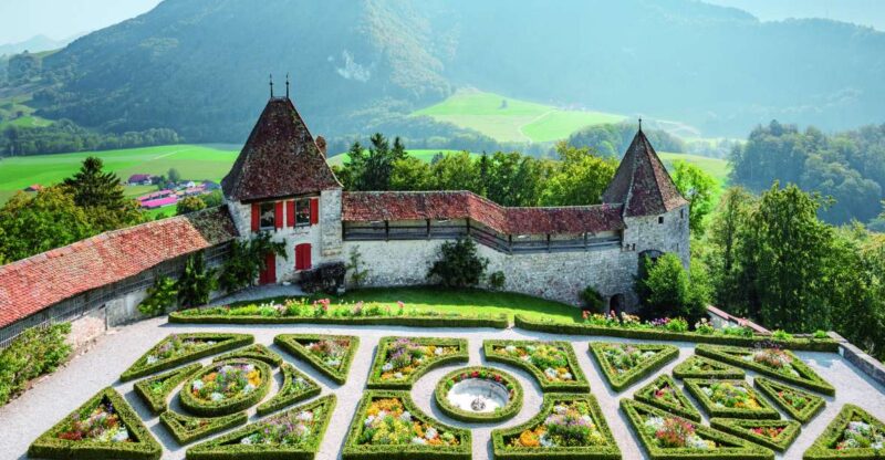 From Montreux: Gruyères City Cheese and Chocolate Day Tour - Key Points
