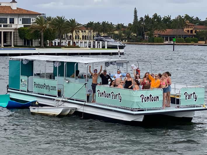 Ft Lauderdale's Boozy Adventure: Set Sail on the Bahama Mama - An In-Depth Look at the Bahama Mama Experience