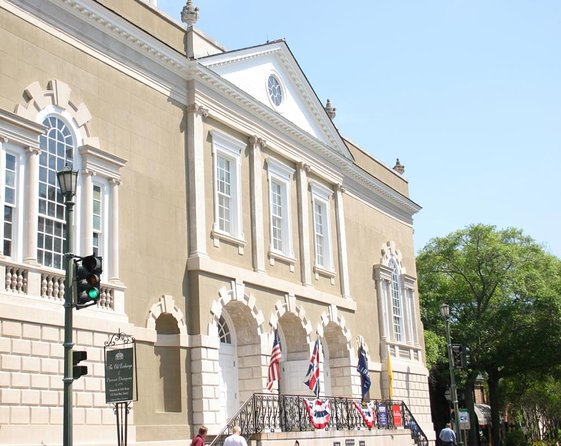 Hidden Alleyways and Historic Sites Small-Group Walking Tour - Introduction