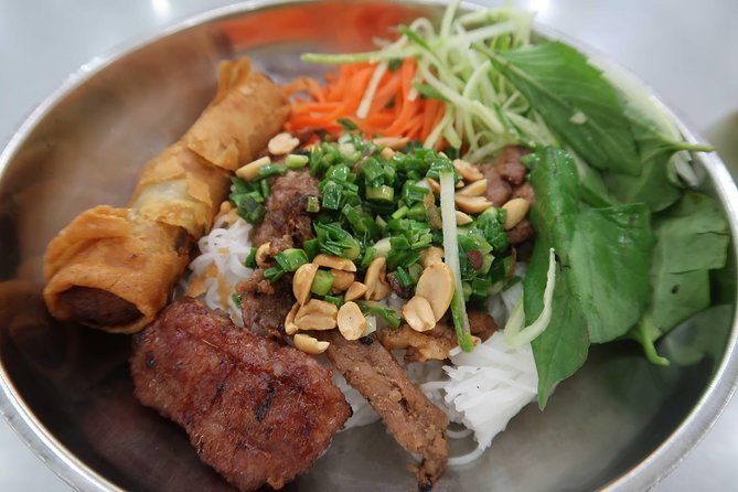 Ho Chi Minh Private Half Day Street Food Tour with Local Students - Key Points