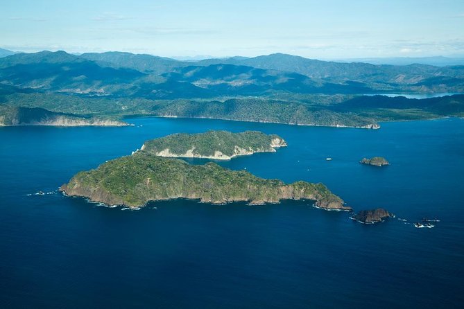 Isla Tortuga From Jacó With Lunch and Transportation - Key Points