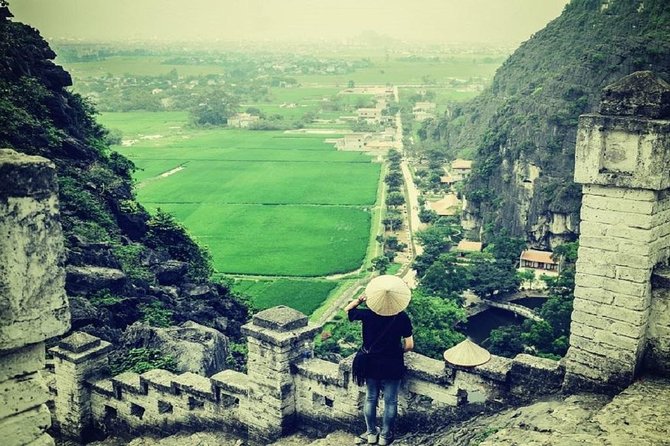 Luxury Hoa Lu - Tam Coc - Mua Cave 1 Day Tour - By Limousine & Small Group - A Detailed Look at the Tour Experience